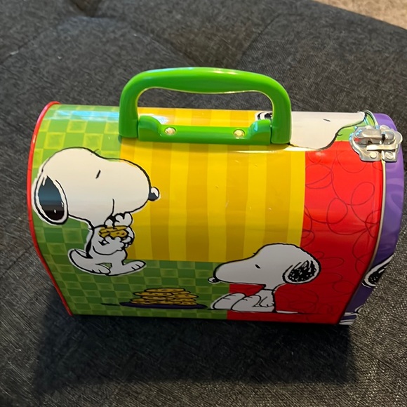 Peanuts | Other | Vintage Snoopy Cookies Mailbox Lunch Box Metal Tin ...